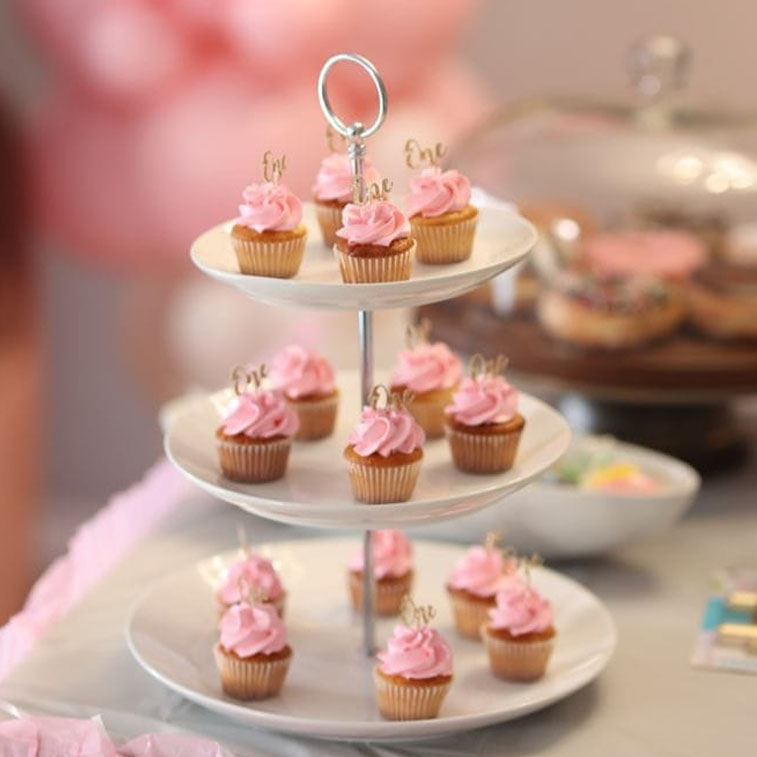 About Us – The Cake Studio by Sana | Custom Cakes